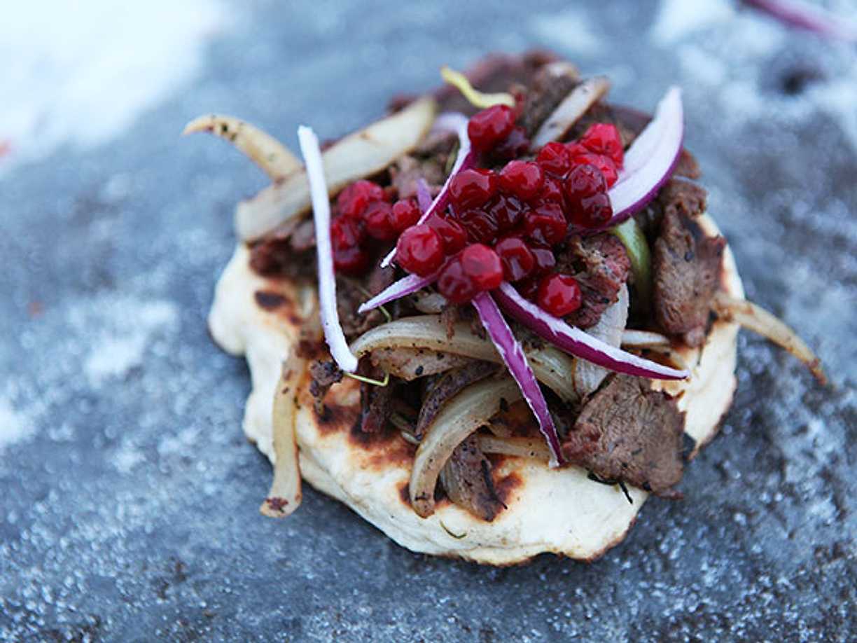 Läs mer om Samisk mat ›› Råvaror, Rätter och Norrlands Guld